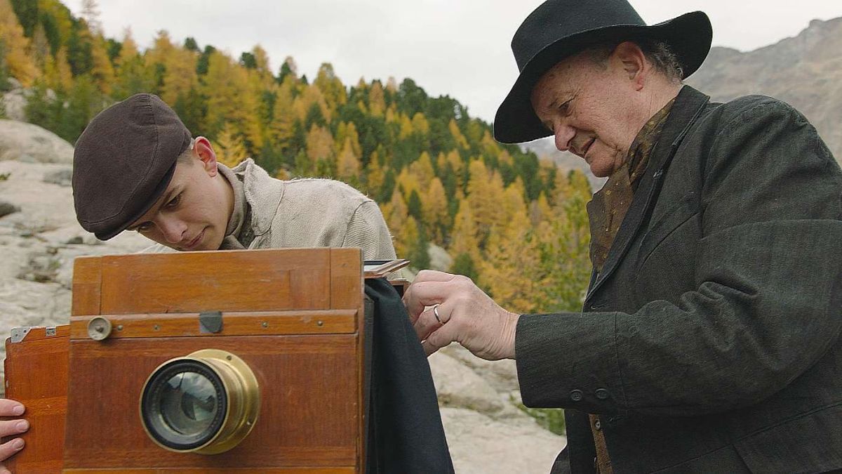 Fotografs Feuerstein a la chatscha da purtrets | Engadiner Post/Posta ...